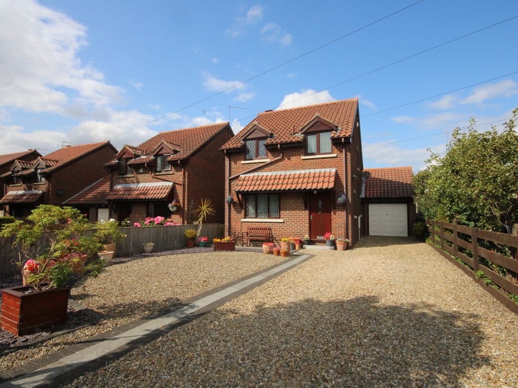 3 Bed Detached House For Sale In Mayfield Drive Seamer Scarborough