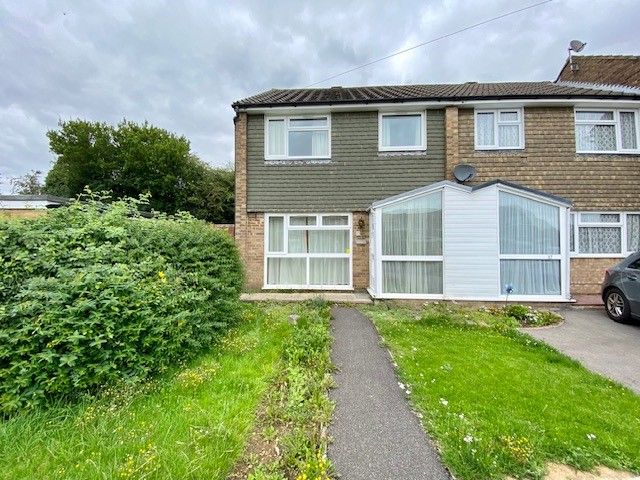 3 bed semi-detached house to rent in Fox Road, Holmer Green, High ...