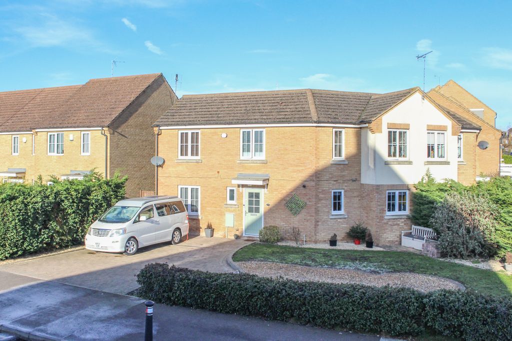 3 bed semi-detached house for sale in Johnson Drive, Leighton Buzzard ...