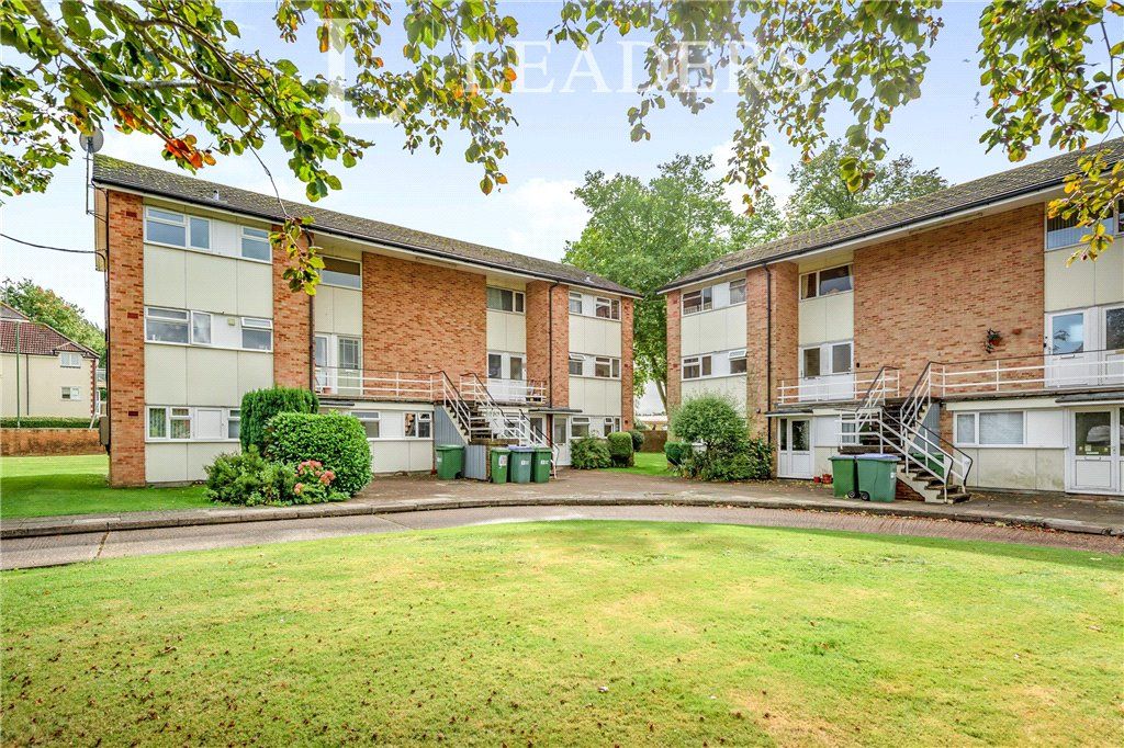 1 bed flat for sale in Ringley Oak, Horsham, West Sussex RH12 - Zoopla