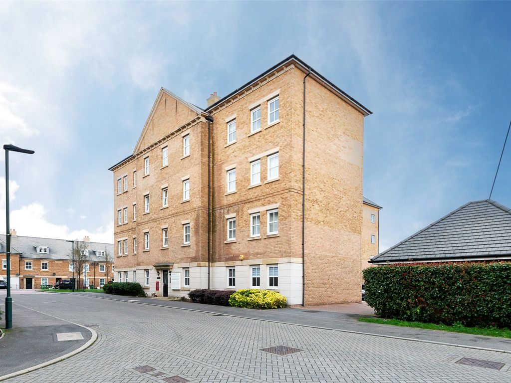 2 bed flat for sale in Crystal Court, Rainbow Road, Erith, Kent DA8, £ ...