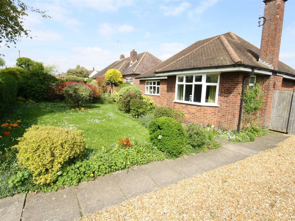 2 Bed Detached Bungalow For Sale In Shenley Road Bletchley Milton