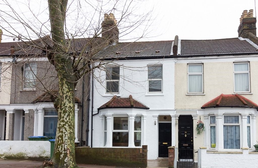 3 bed terraced house for sale in Basildon Road, London SE2 - Zoopla