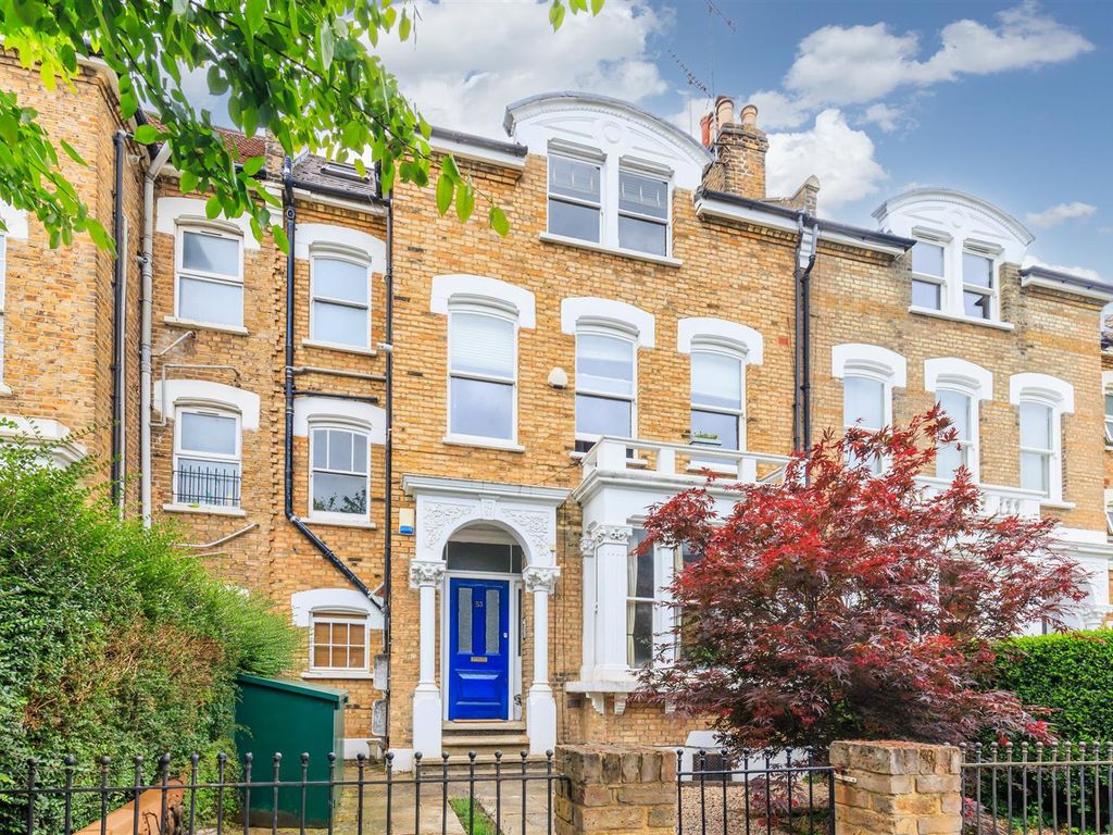 3 bed maisonette for sale in Queen Elizabeths Walk, London N16, £ ...