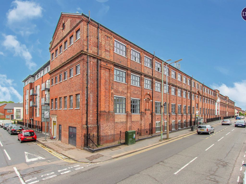 2 bed flat to rent in Whippendell Road, Watford WD18 - Zoopla