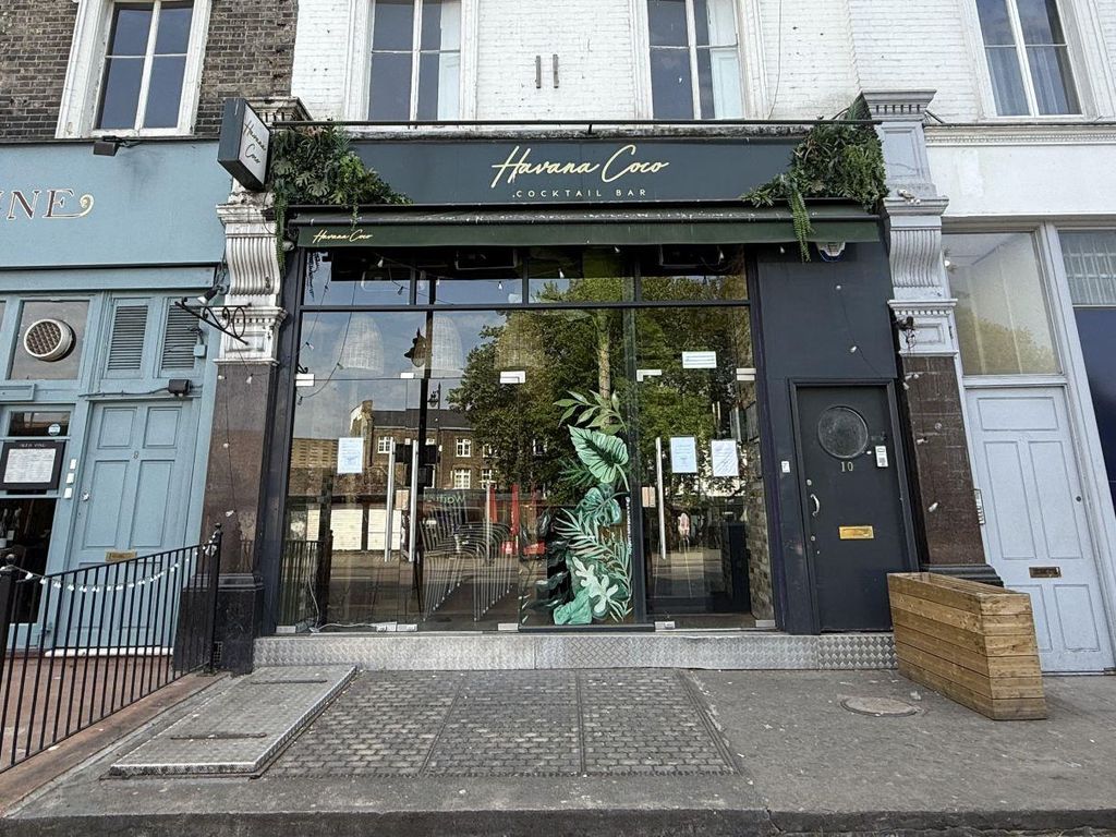 Clapham Common Southside, London SW4, Property to let, £85,000 pa - Zoopla