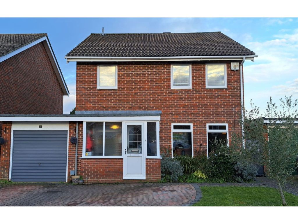 4 bed detached house for sale in Long Down, Petersfield GU31 - Zoopla