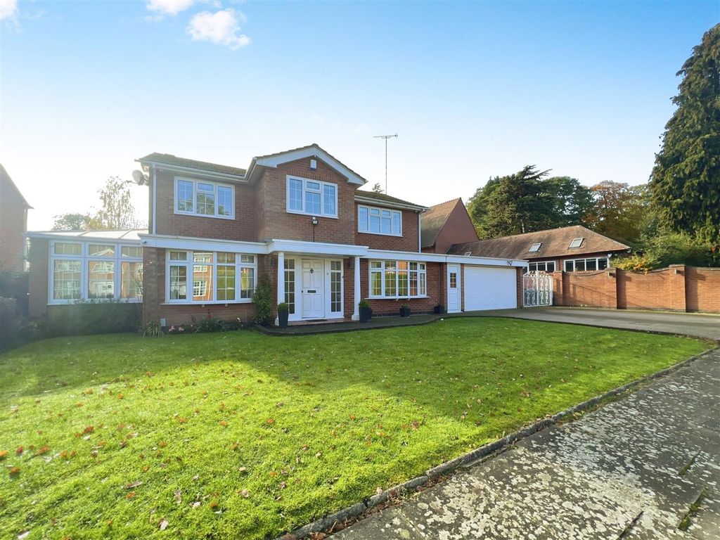 5 bed detached house for sale in Regency Drive, Finham, Coventry CV3, £ ...