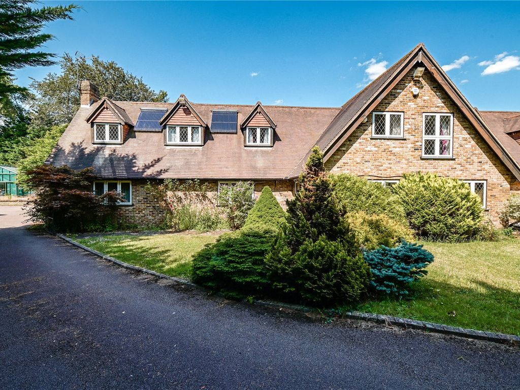 7 bed detached house for sale in Warren Lodge, Iver SL0, £2,400,000 ...