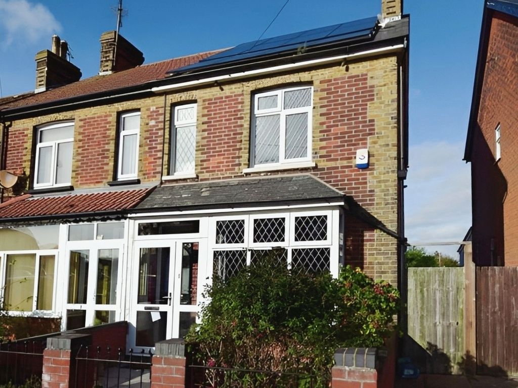 2 Bed Semi Detached House For Sale In Naze Park Road Walton On The