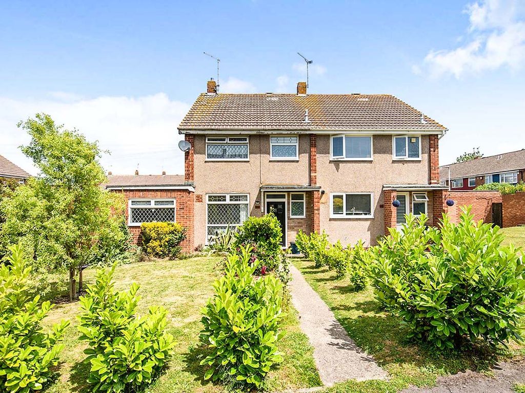 3 Bed Semi Detached House For Sale In Wakeley Road Rainham Gillingham