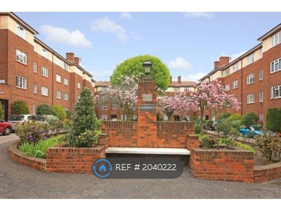 3 bed flat to rent in Danescroft, London NW4, £1,890 pcm - Zoopla