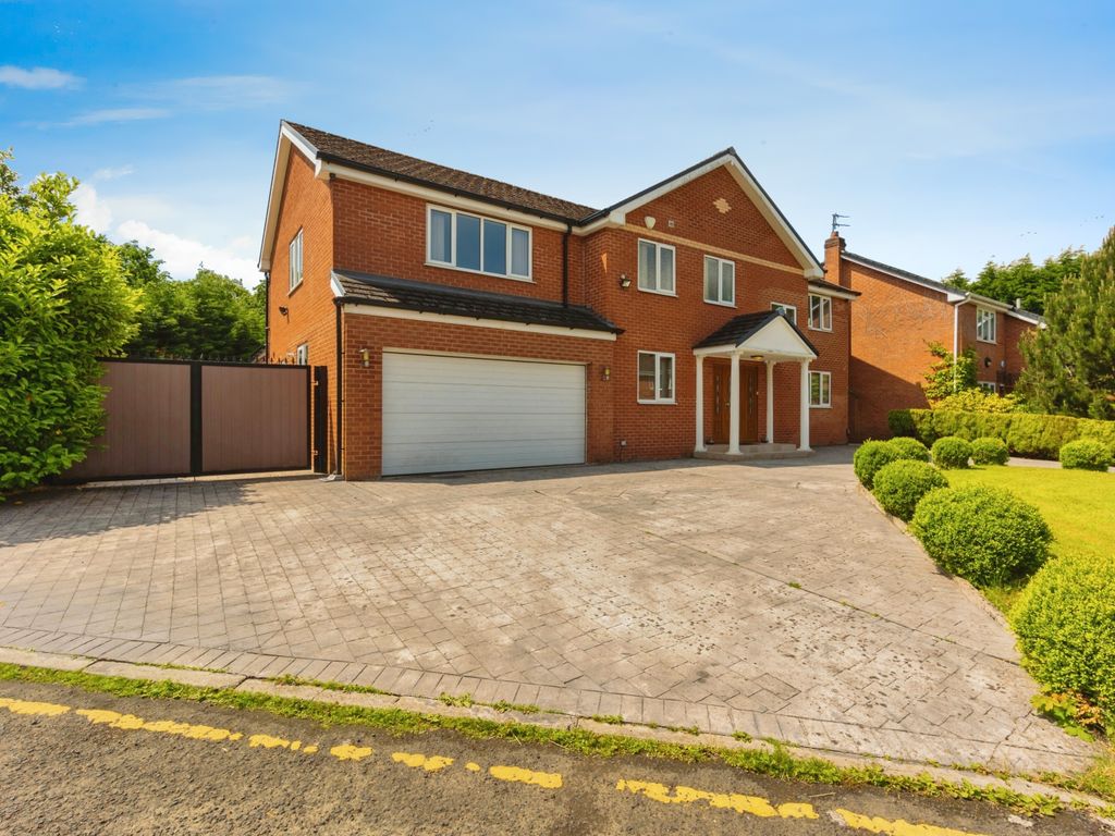 5 bed detached house for sale in Beechwood Grove, Cheadle Hulme ...