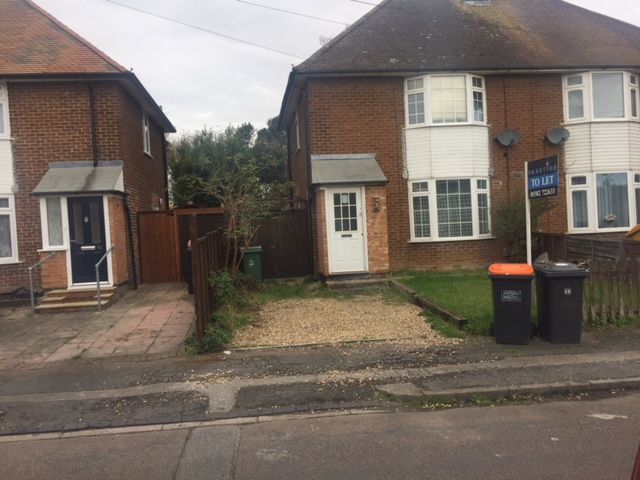 3 bed semi-detached house to rent in Northfields, Dunstable LU5, £1,600 ...