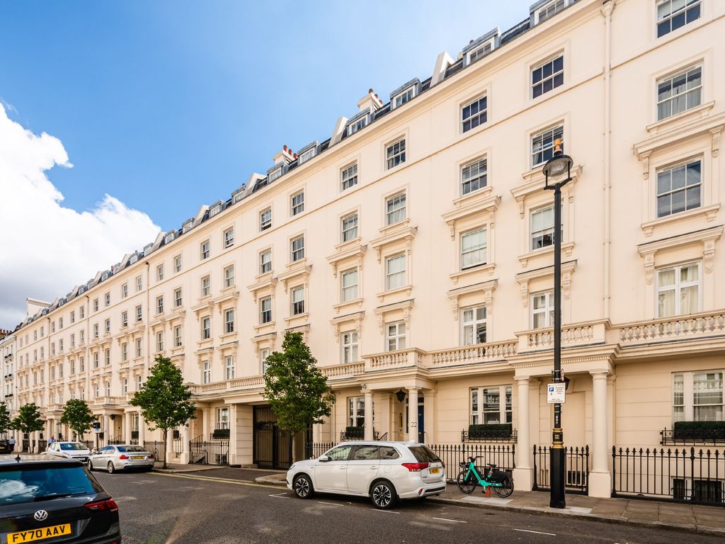 2 bed flat for sale in Gloucester Street, London SW1V, £875,000 - Zoopla