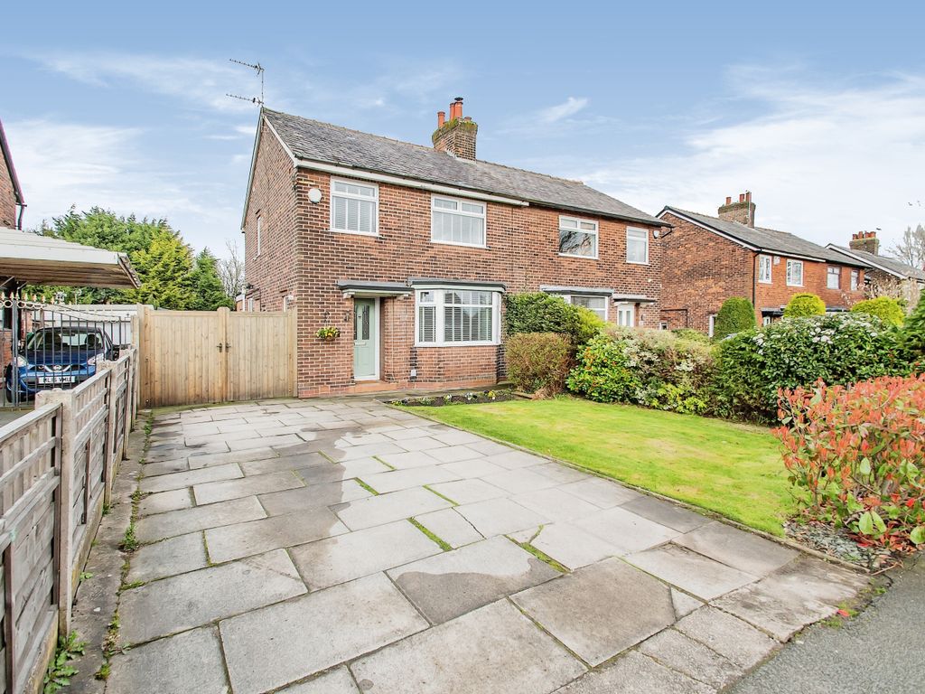 3 Bed Semi Detached House For Sale In Hilton Lane Worsley Manchester