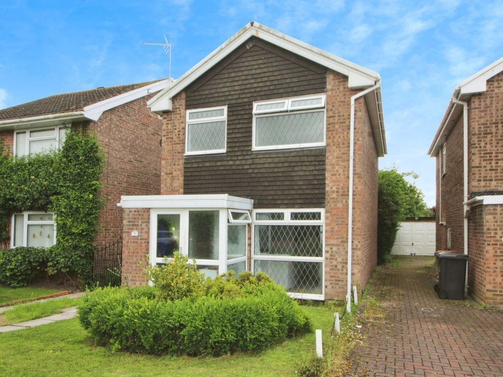3 bed detached house for sale in Celyn Crescent, Saltney, Chester ...