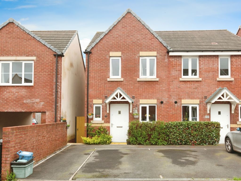 2 Bed Semi Detached House For Sale In Dandelion Place Newton Abbot