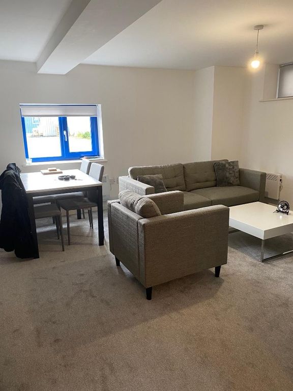 2 bed flat to rent in Artist Street, Leeds LS12 - Zoopla
