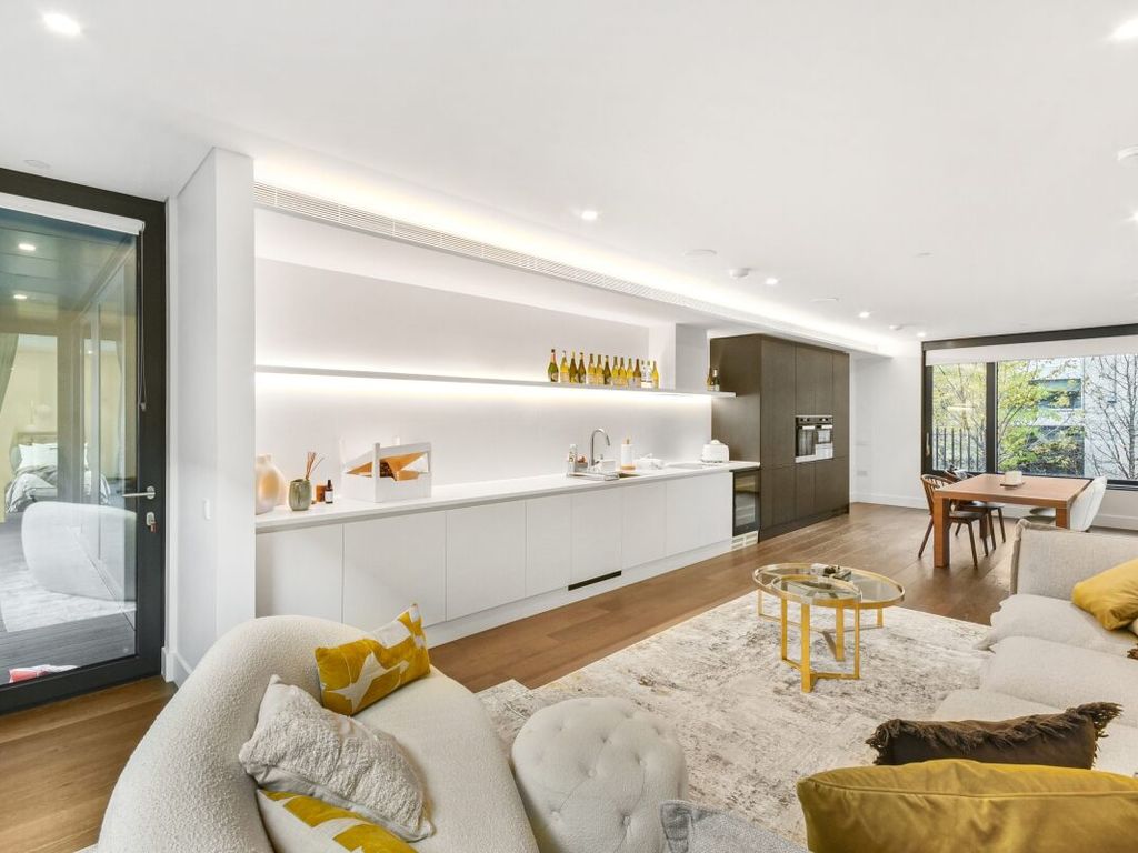 3 bed flat for sale in Rathbone Place, London W1T - Zoopla