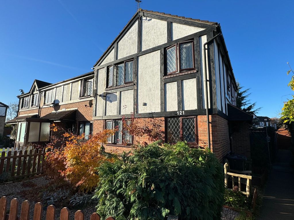 2 Bed End Terrace House For Sale In Grove Road Chadwell Heath Essex