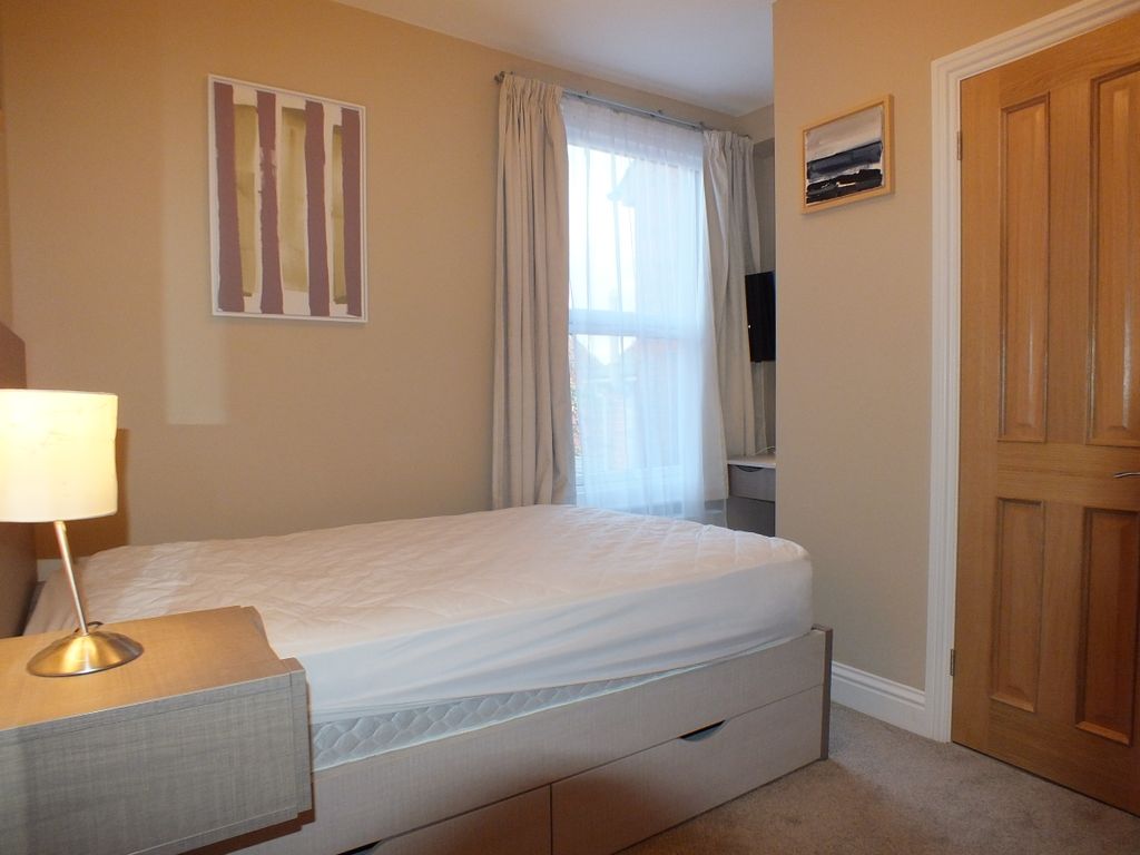 Room to rent in Pell Street, Reading RG1 - Zoopla