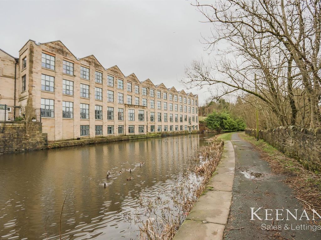 4 bed town house for sale in Quaker Rise, Brierfield, Nelson BB9, £ ...