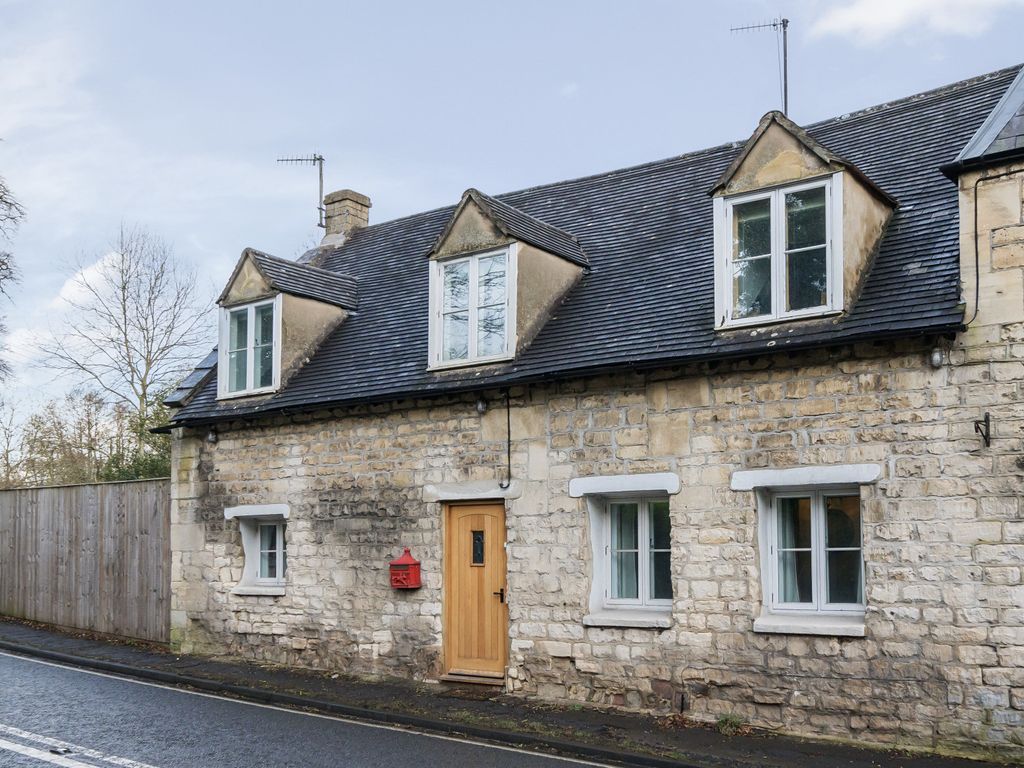 3 bed semi-detached house for sale in Cheltenham Road, Stroud ...