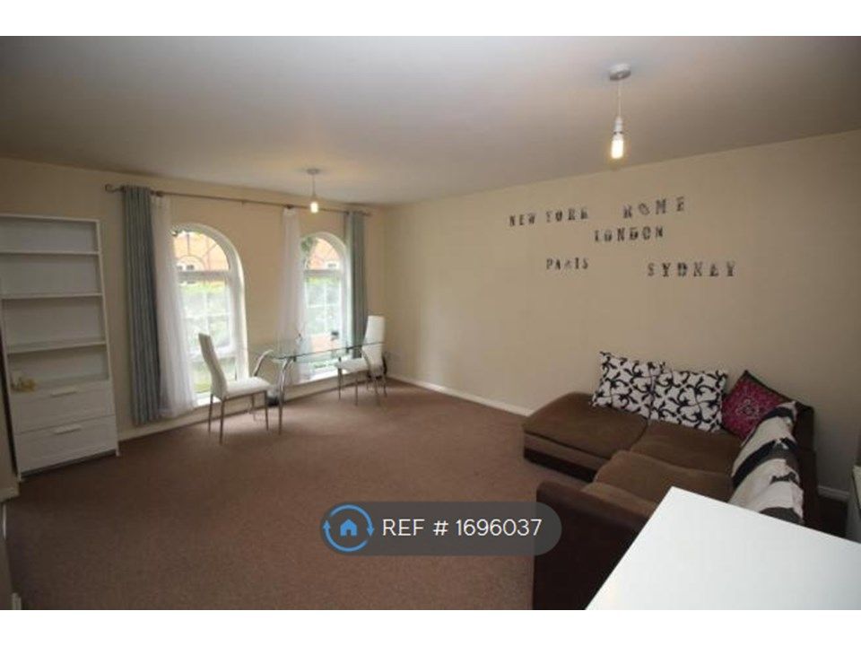 2 bed flat to rent in Labrador Quay, Salford M50 - Zoopla