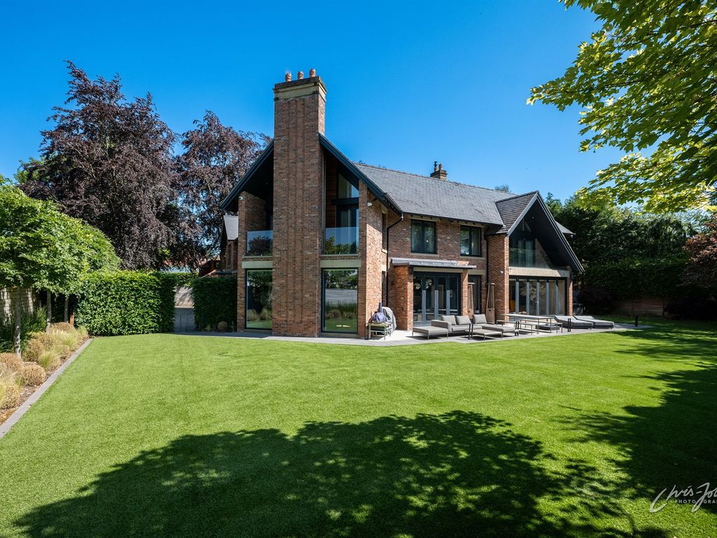 4 bed detached house for sale in Broadway, Hale, Altrincham WA15, £ ...