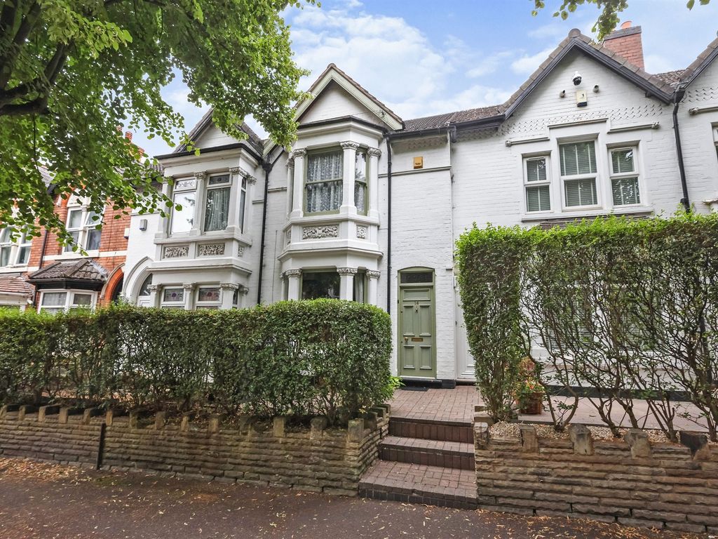 3 Bed Terraced House For Sale In Kings Road Stockland Green