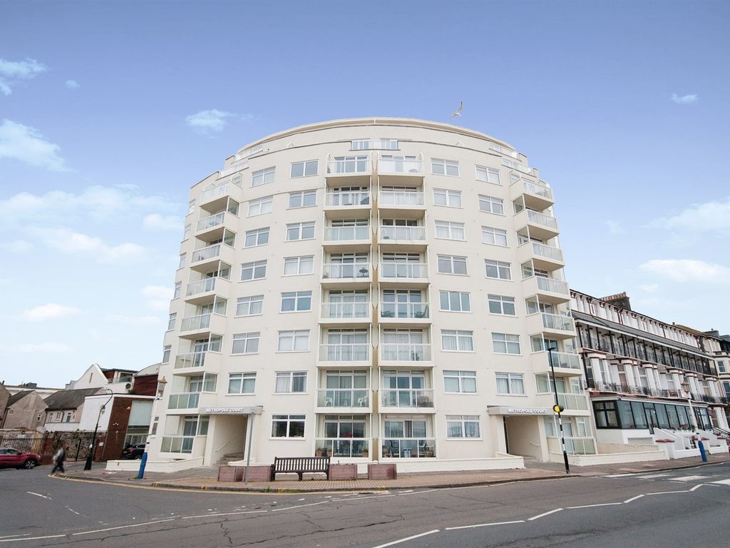 2 bed flat for sale in Royal Parade, Eastbourne BN22 - Zoopla