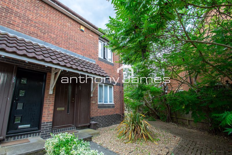 2 bed maisonette to rent in Heatherbank Close, Crayford, Dartford DA1 - Zoopla