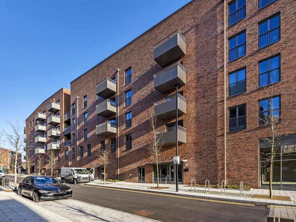 1 bed flat to rent in Explorer Way, London NW7 - Zoopla