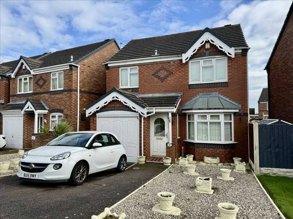 3 bed detached house for sale in Thistle Croft, Wednesfield ...