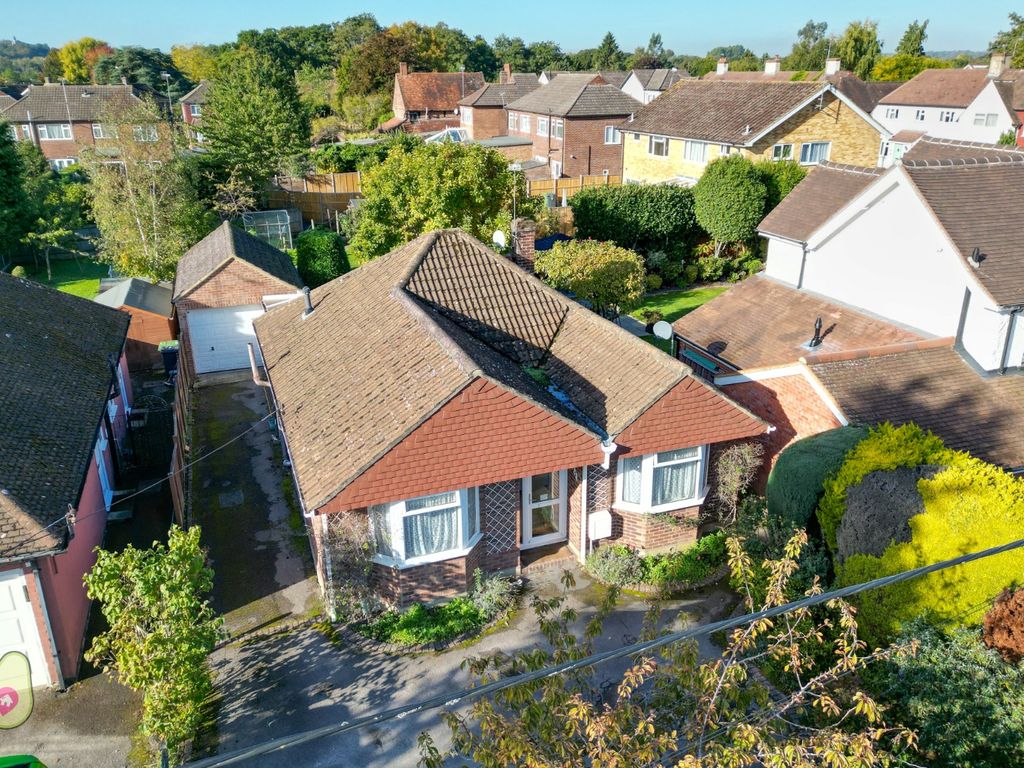 3 Bed Detached Bungalow For Sale In Frimley Green Road Frimley Green