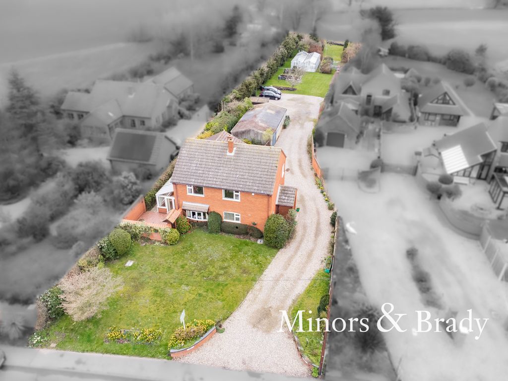 6 bed detached house for sale in Main Road, Filby, Great Yarmouth NR29 ...