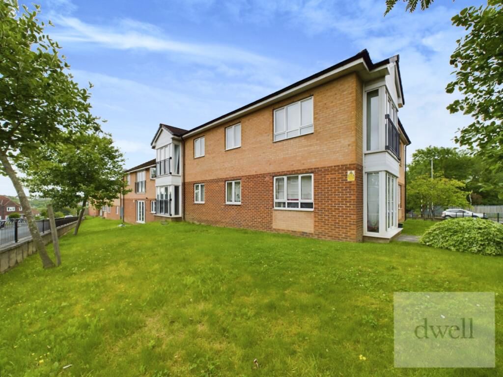 2 bed flat for sale in Jude Court, Bramley, Leeds LS13, £95,000 - Zoopla