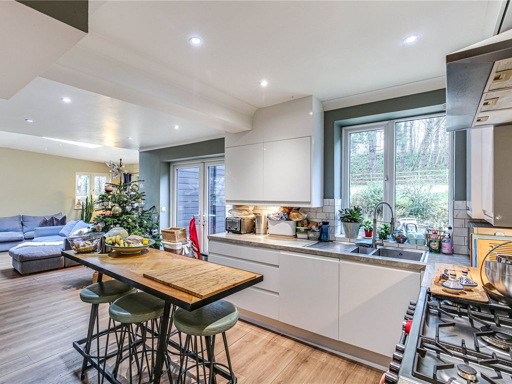 4 bed semi-detached house to rent in Westerham Road, Westerham, Kent ...