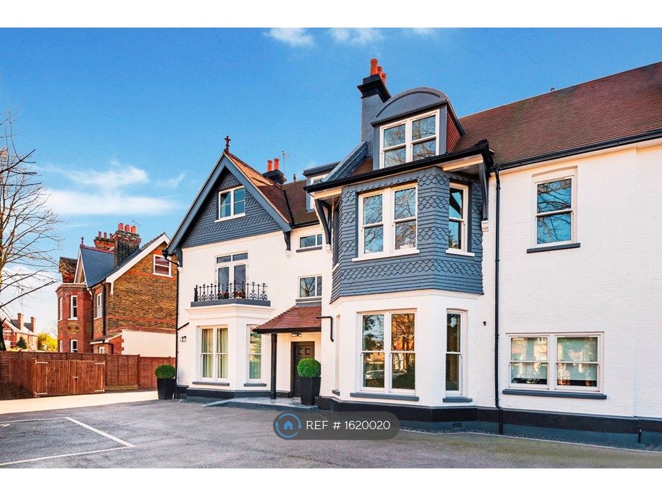 2 bed flat to rent in Creffield Lodge, London W5 - Zoopla