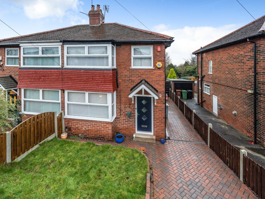 3 Bed Semi Detached House For Sale In Cross Heath Grove Beeston Leeds