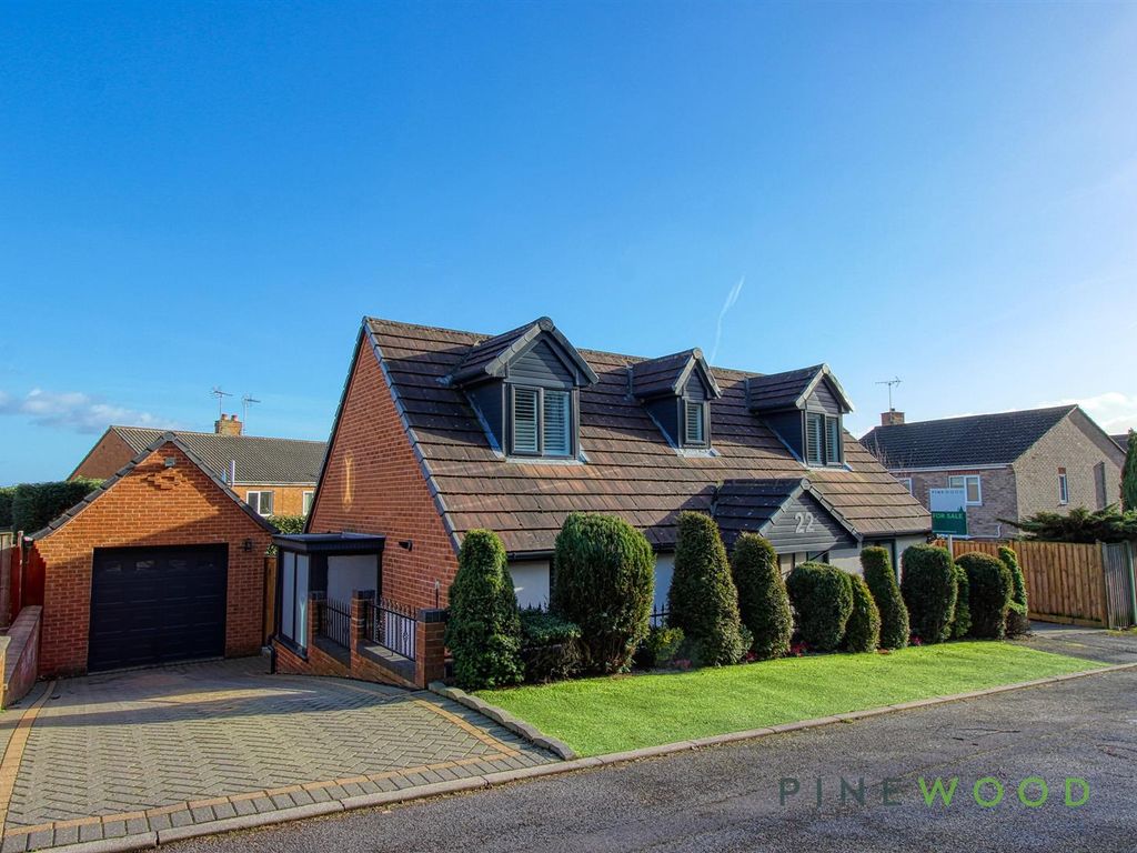 3 Bed Detached Bungalow For Sale In Romsey Place Mansfield Ng19 £