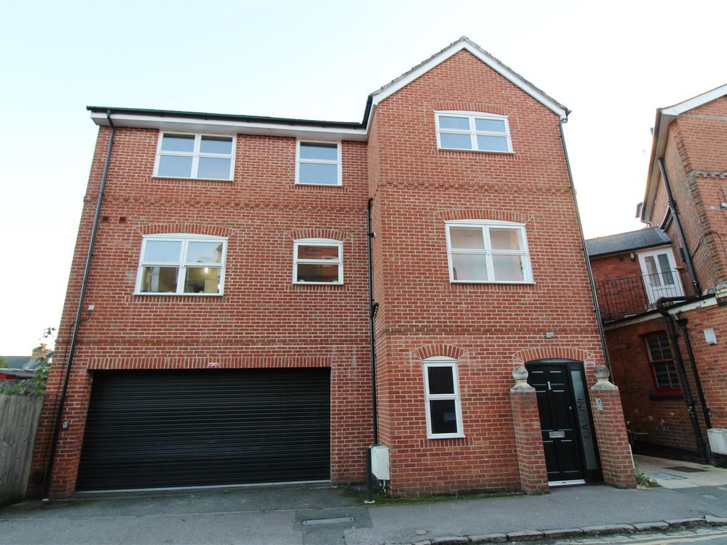 1 bed flat to rent in North Street, Caversham, Reading RG4, £1,000 pcm ...