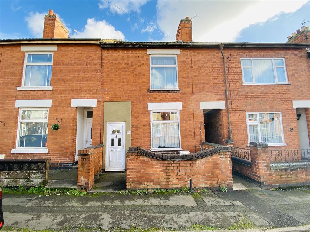 3 bed terraced house for sale in Highfield Street, Coalville ...