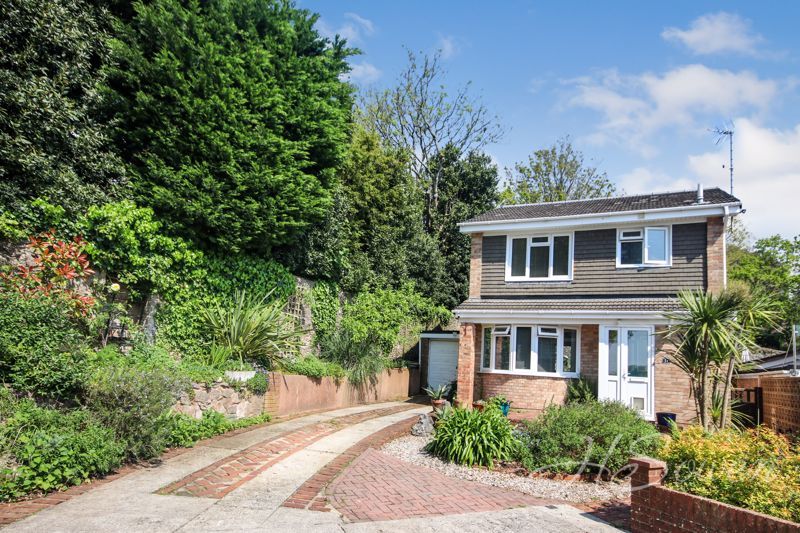 3 Bed Detached House For Sale In Woodside Drive Torquay Tq1 £450 000