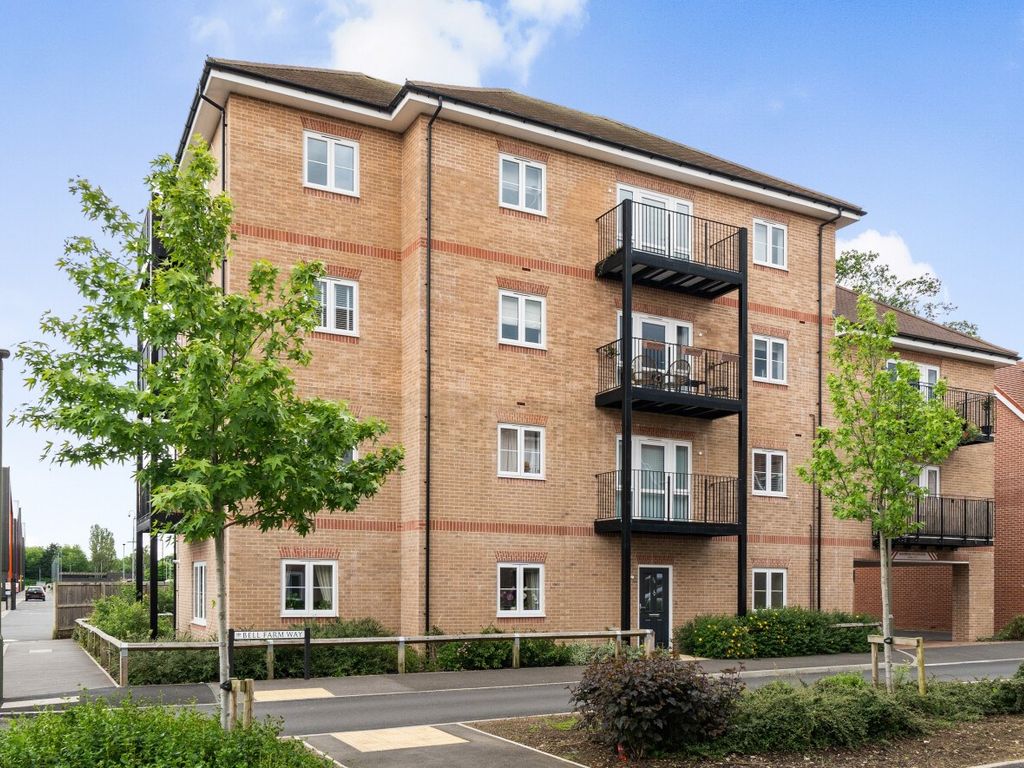 1 bed flat for sale in Bell Farm Way, Hersham, Walton-On-Thames KT12, £ ...