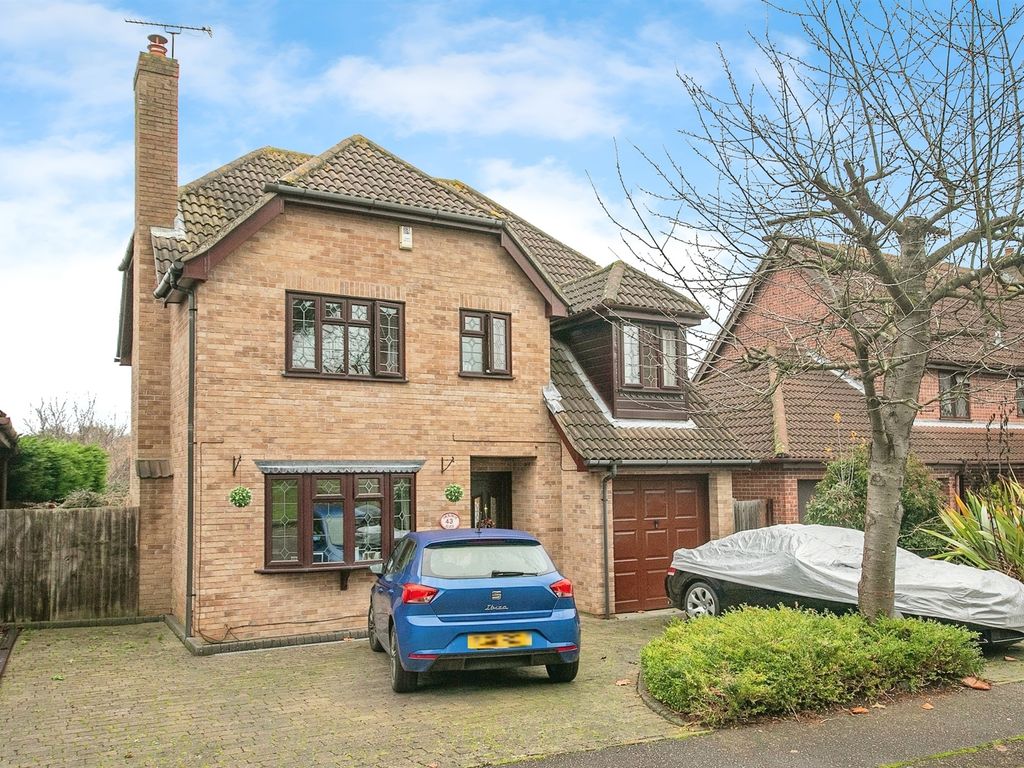 4 Bed Detached House For Sale In Goldcrest Close Colchester Co4 £