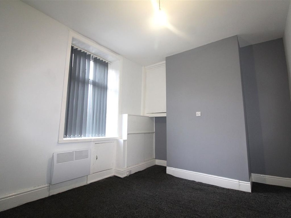 2 bed terraced house to rent in Oxford Road, Burnley BB11, £550 pcm ...