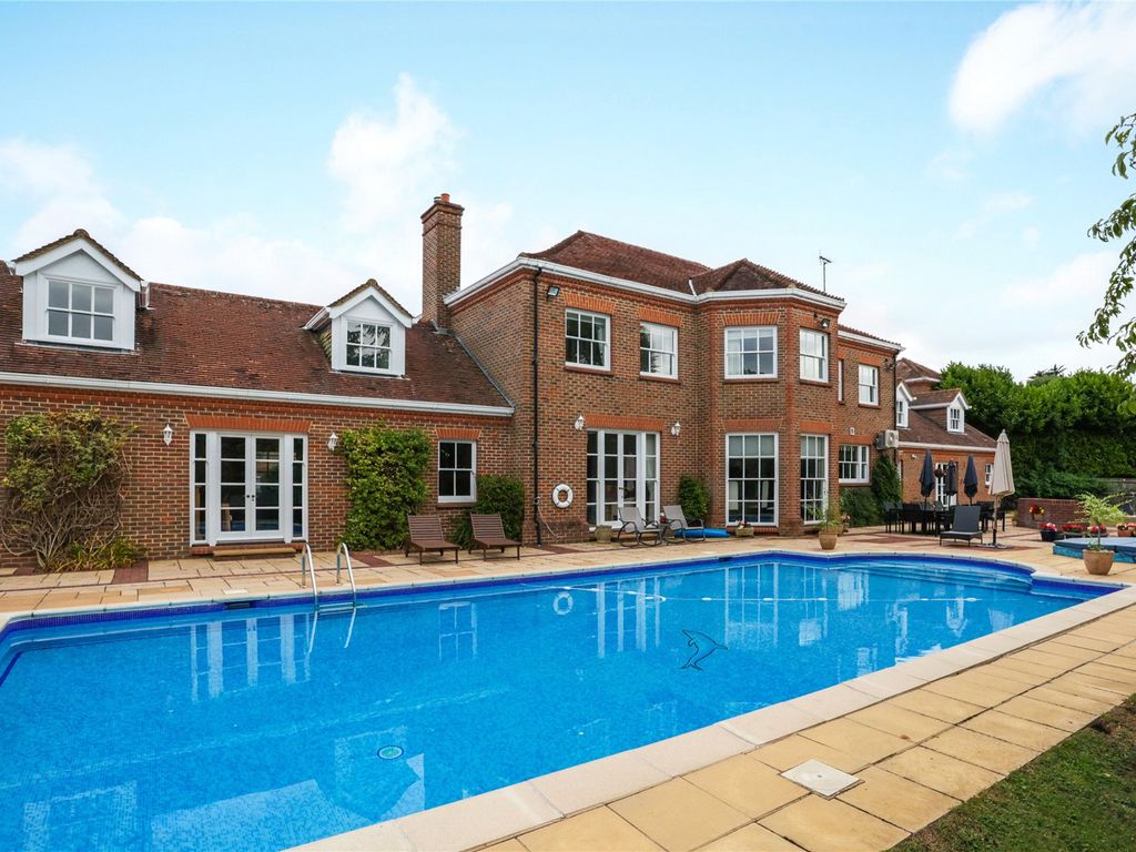 6 bed terraced house for sale in Northaw Place, Coopers Lane, Potters ...