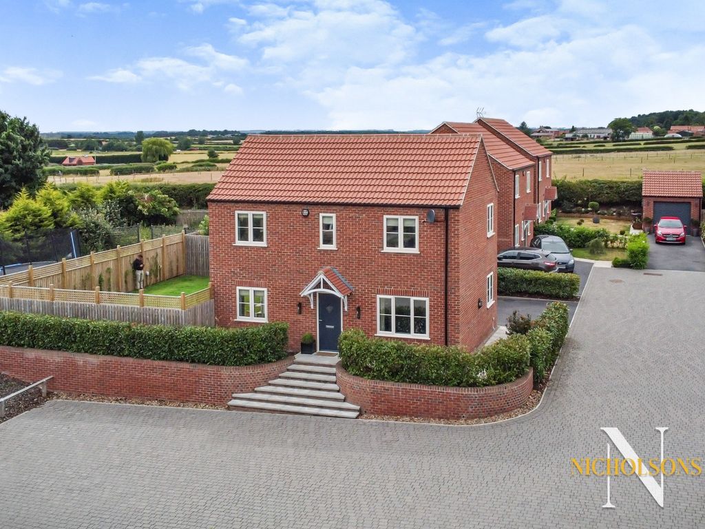 3 bed detached house for sale in Ashfield Court, Everton, Doncaster ...